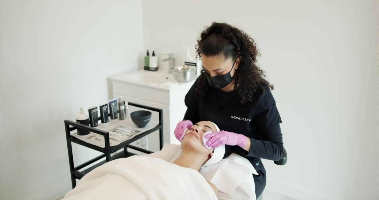 Skincare Certificate Training | Montreal & Laval Courses
